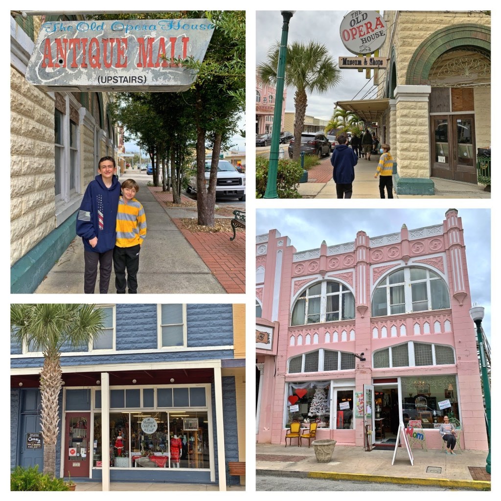 Arcadia, Florida – Away we wander and discover the world…
